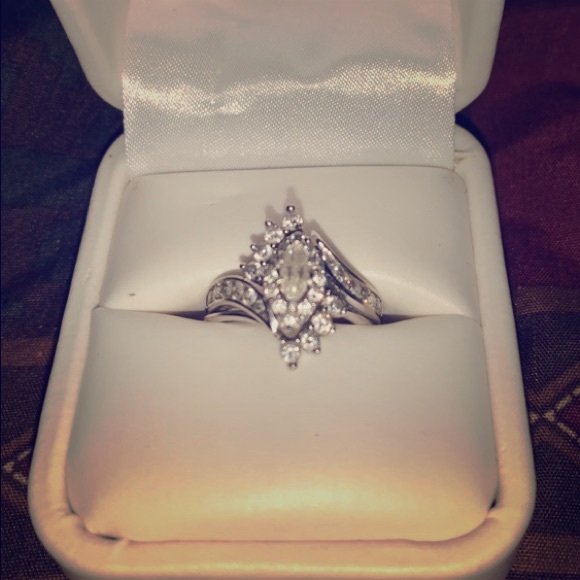 Zales | Jewelry | Wedding And Engagement Ring Set | Poshmark